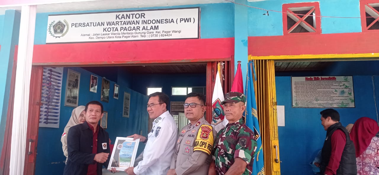 Peringati Hari Pers Nasional PWI Kota Pagar Alam Gelar Syukuran Dan ...