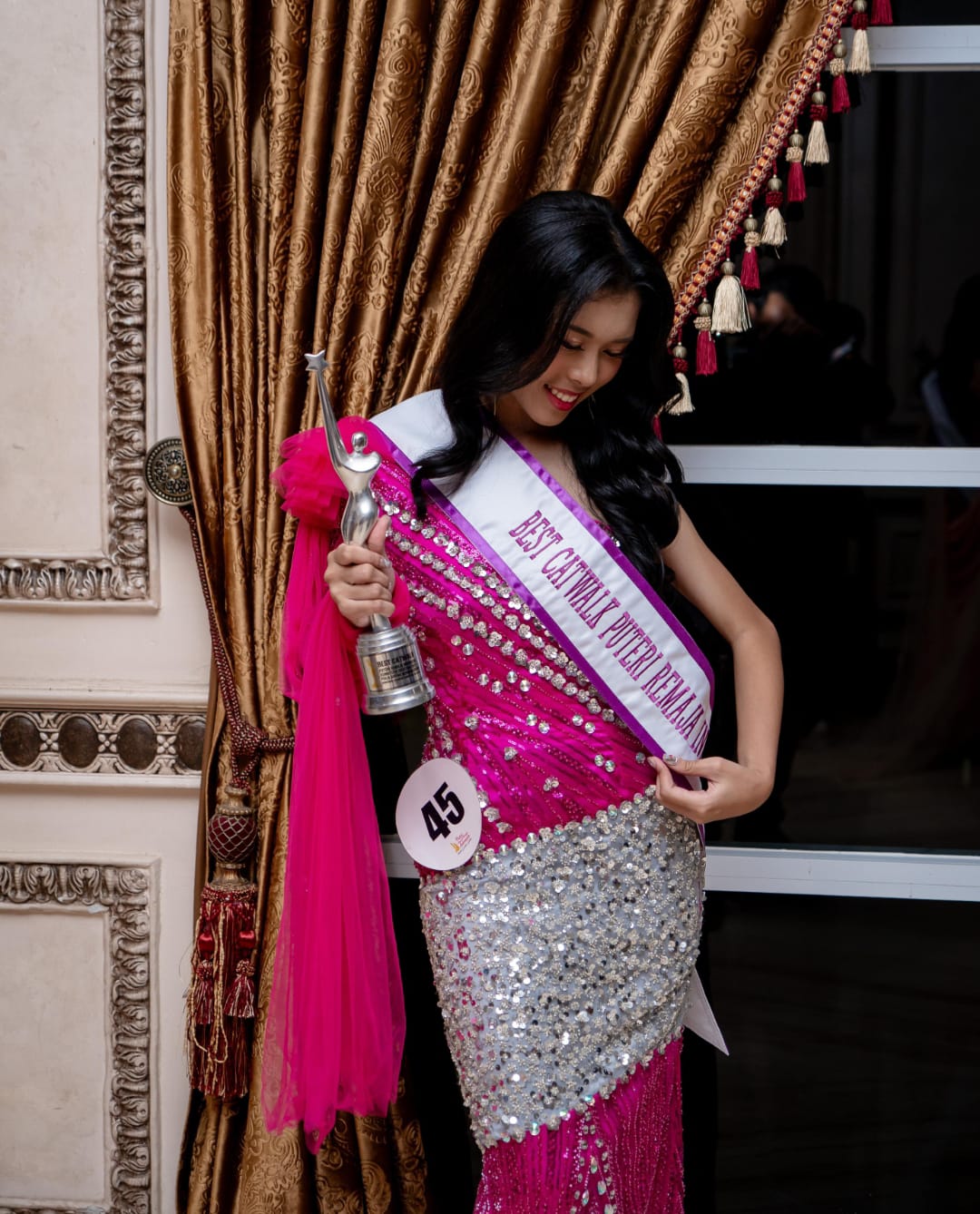 Yemima Laurensia Simarmata, Gadis Manis Peraih Predikat Best Catwalk ...